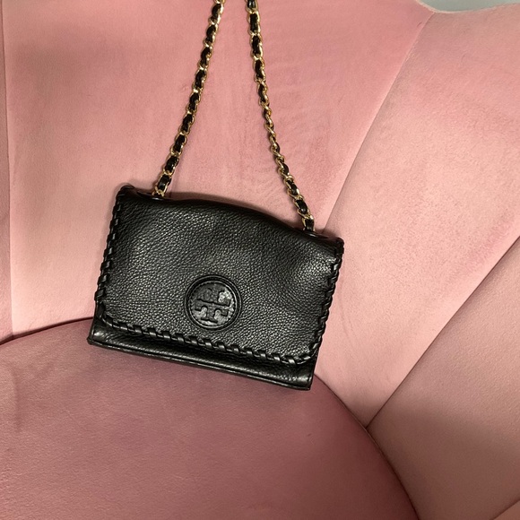 Tory Burch | Bags | Tory Burch Black Leather Chain Bag | Poshmark